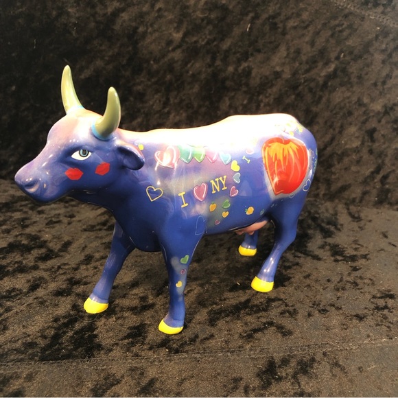 Cow Parade | Art | Cow Parade Figures 8 | Poshmark